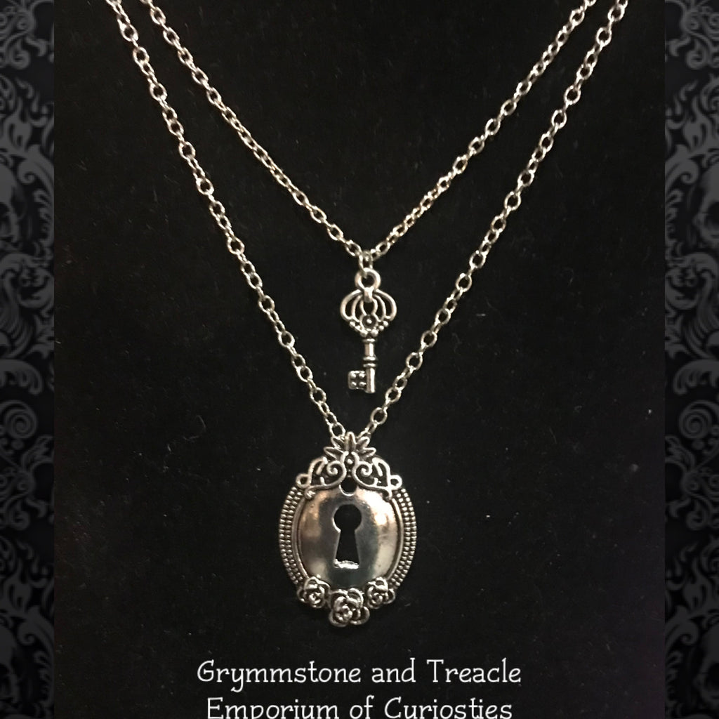Lock and Key Choker – Grymmstone and Treacle Emporium